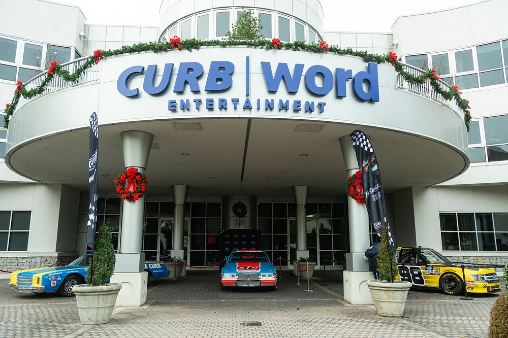 Tim Dugger – NASCAR Champs Week – Curb | Word Entertainment