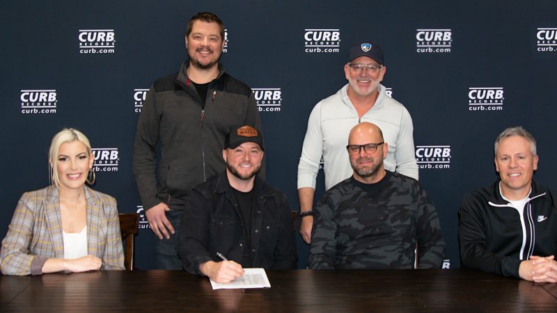 Curb Records Welcomes Singer/Songwriter Kelsey Hart – Curb | Word ...